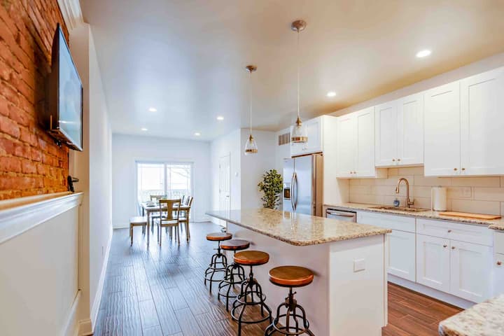 New Bridgeport 4bd 4ba Home Near Kop, Valley Forge - King of Prussia