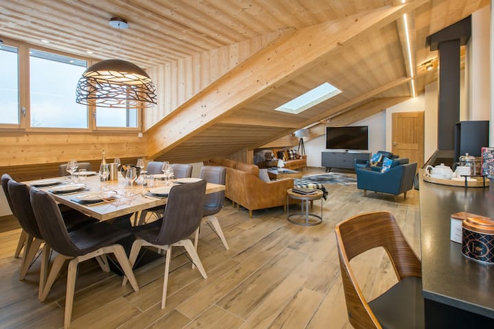 Chic Central Morzine Penthouse Apartment With Fire - Les Gets