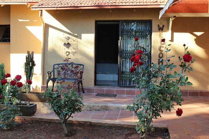 Winnie's Place: Private En-suite Room In Pta East - Pretoria
