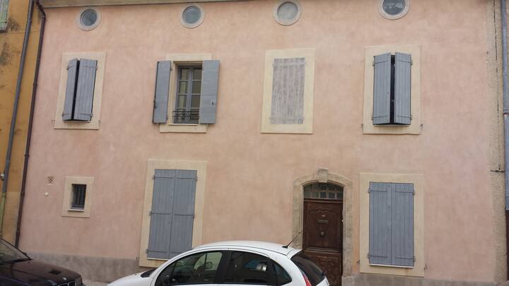 Maison De Village Du Xviiii Siècle - Oraison