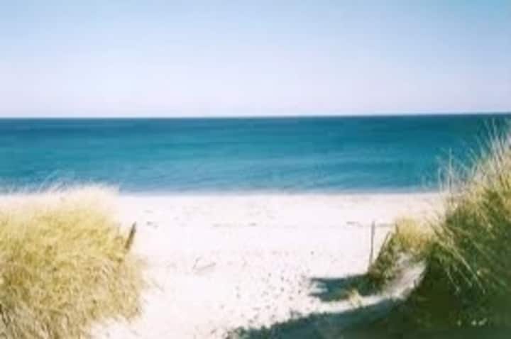 Cape Cottage By The Beach- Peaceful Sanctuary - Sandwich, MA