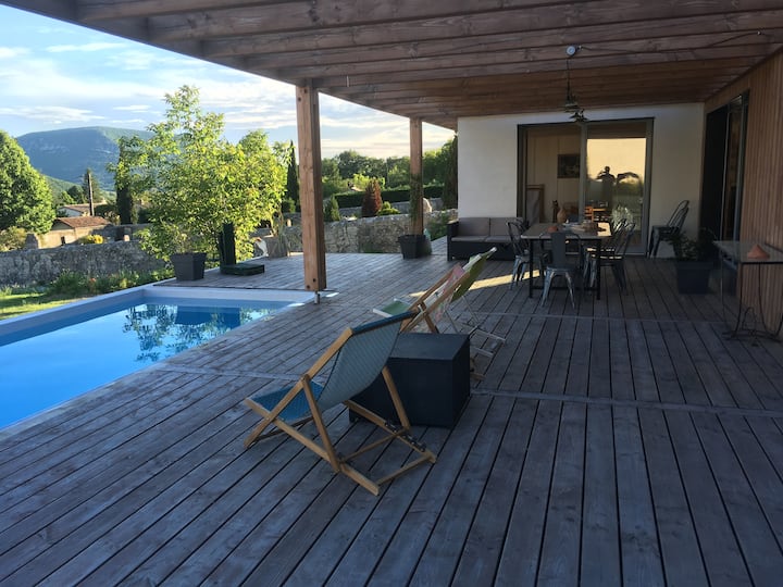 Villa Spatieuse à Saou, Site De Caractère - Saou