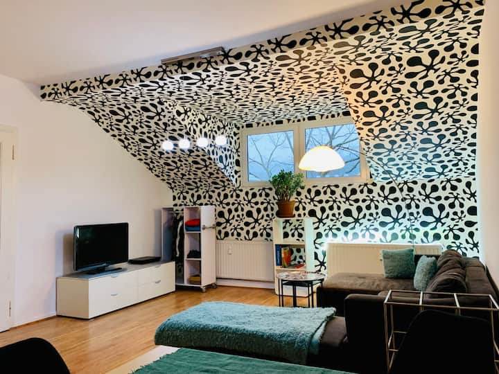 Große Dachgeschosswohnung In Wuppertal-unterbarmen - Wuppertal