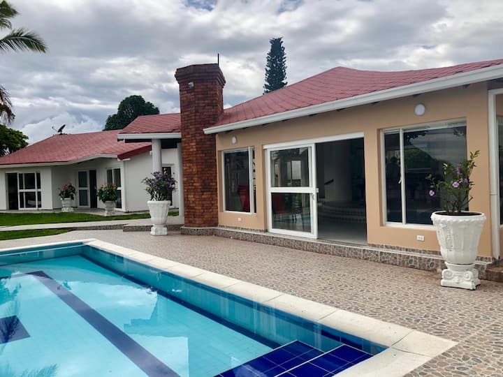 Villa Privada El Bongo De Chinauta - Fusagasugá