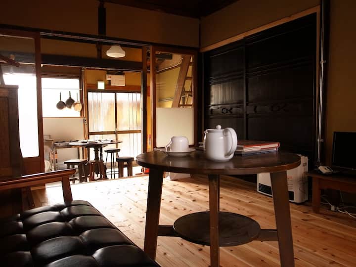 Wooden Townhouse｜kyoto Sta. 13 Min｜wifi & Kitchen - Kyoto