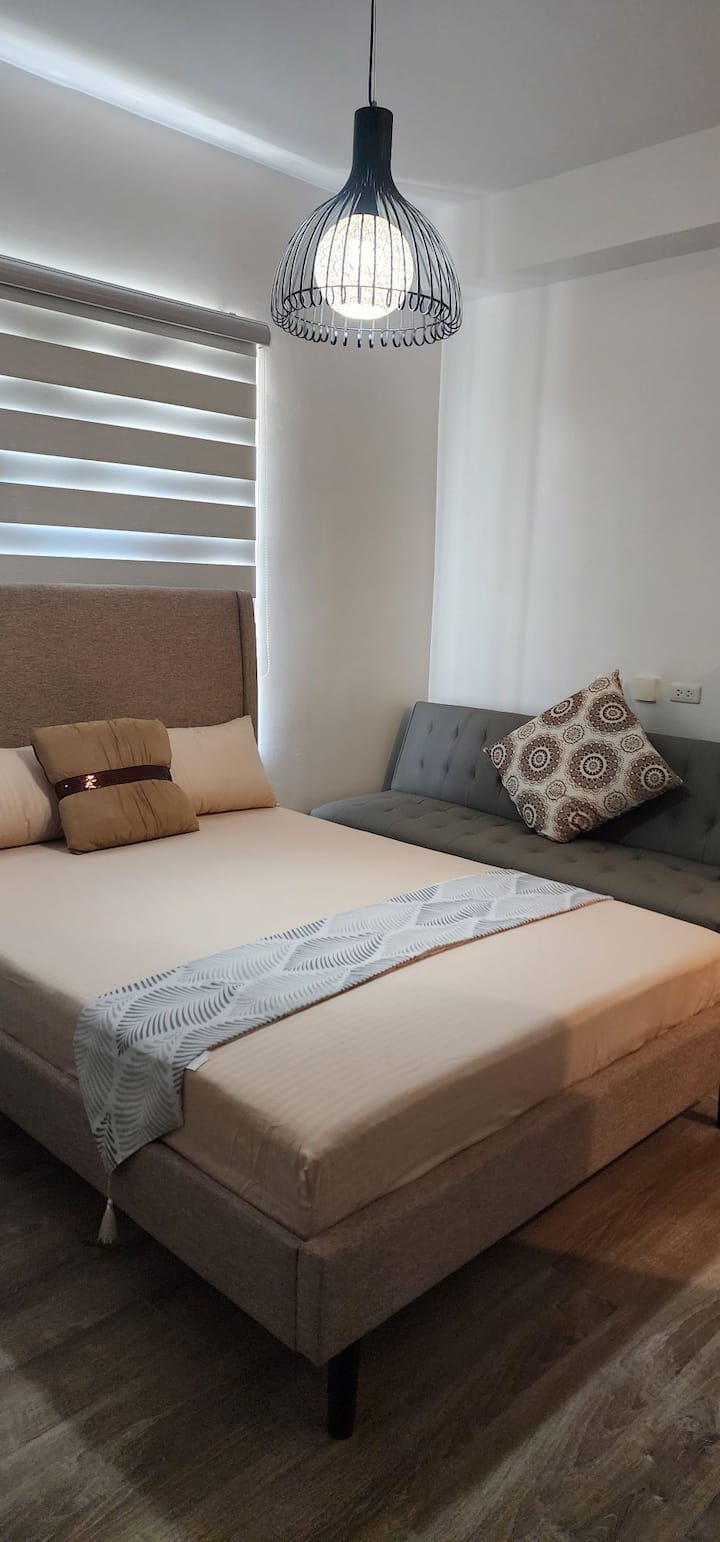 Studio5 Mesavirre, 200mbps Unli Wifi - Bacolod
