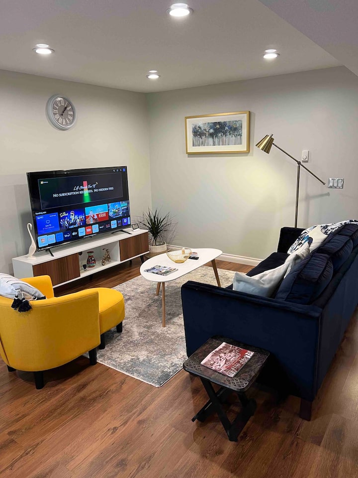 Beautiful Entire 2 Bedroom Suite - Nanaimo