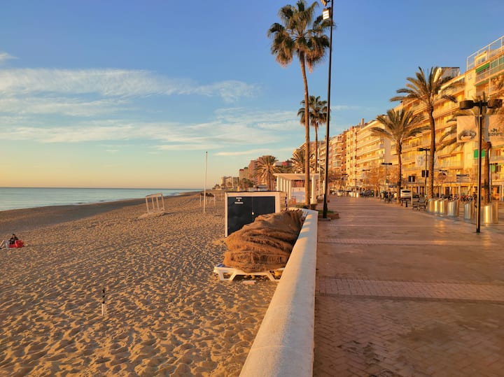 Paradise On The Beach!!! Fuengirola,wifi, Netflix - Fuengirola