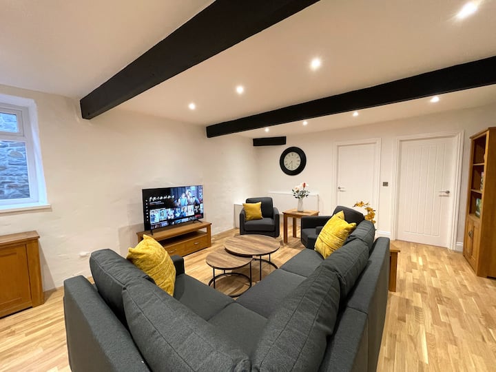 10 Best Airbnb Vacation Rentals In Pontypridd, UK - Updated 2024 | Trip101