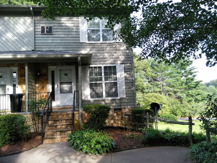 Mountain Views With Local Convenience Too! - Murphy, NC