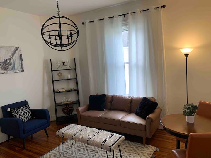 Lady Blue - Lynchburg, VA