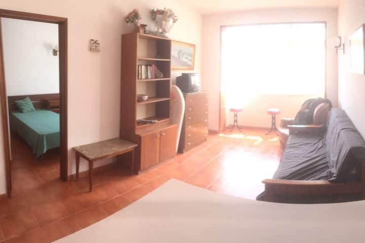 La Maison Des Livres | Algarve - Armação de Pêra