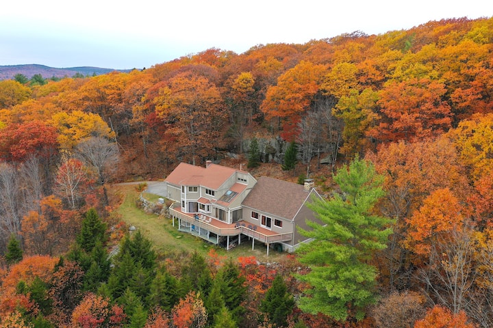 "Highpointe"  
Forest And Lake Views For 20 Miles - New London, NH