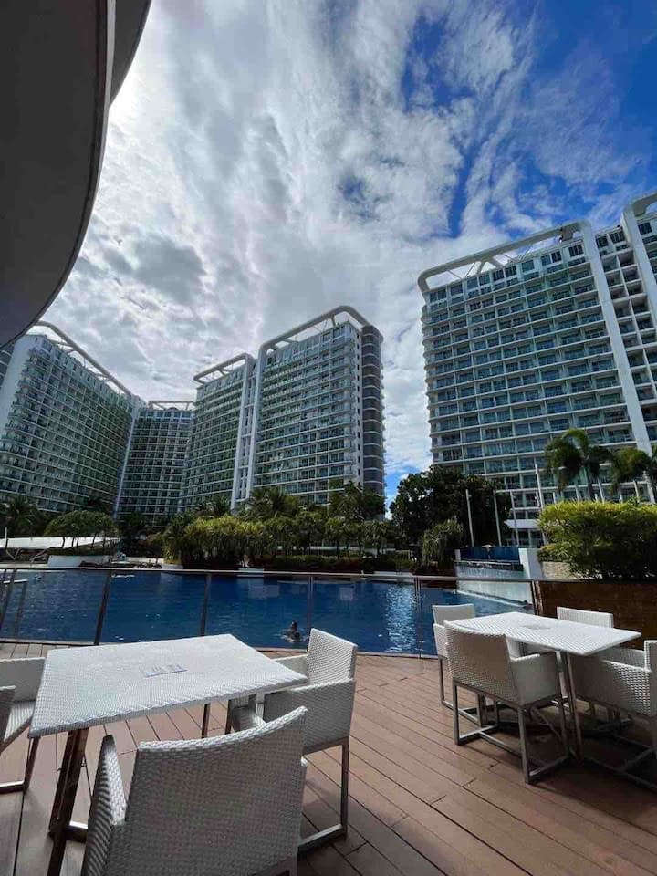 Elvie And Zott Cozy Stays @Azure Bahamas - Parañaque