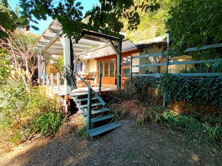 Gîte "La Brise" Studio Au Calme En Bord De Lot - Puy-l'Évêque