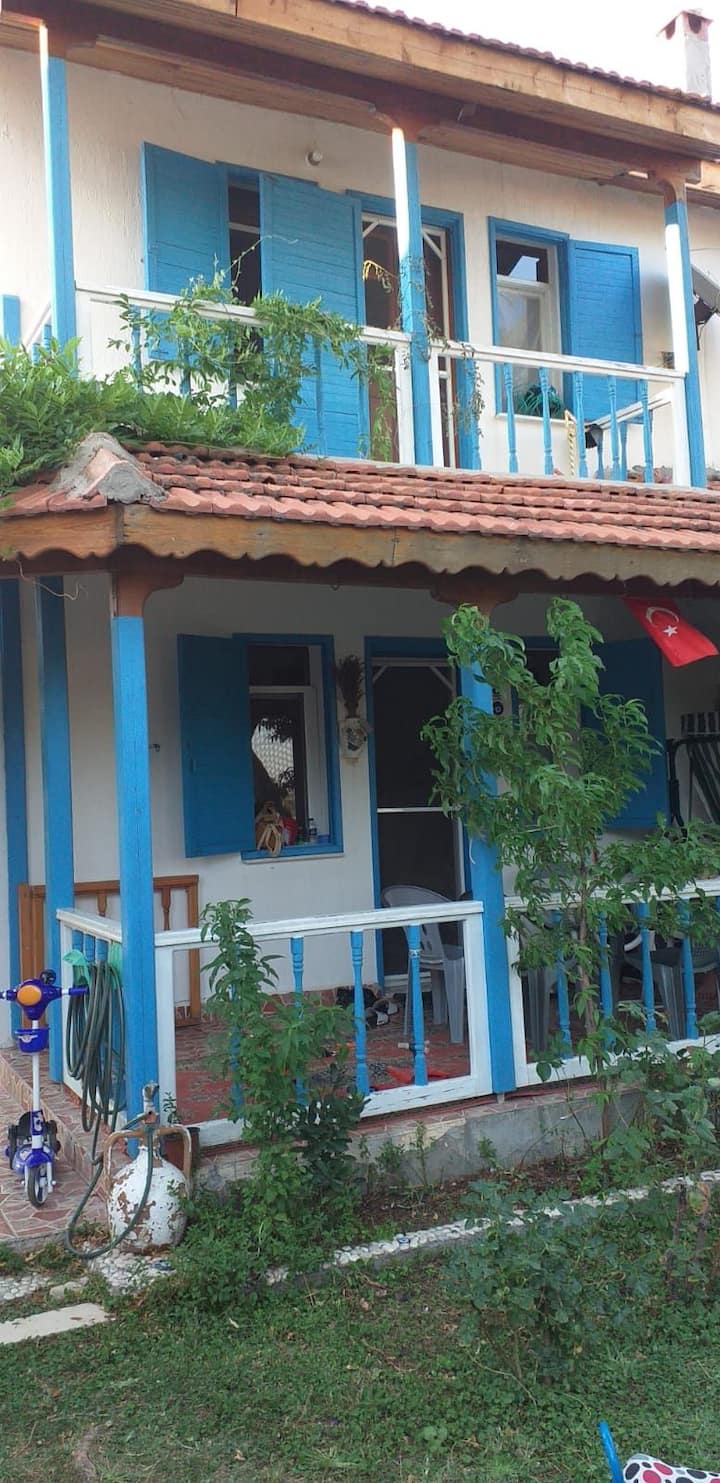 Nice Location Near Sea Side. - Geyikli