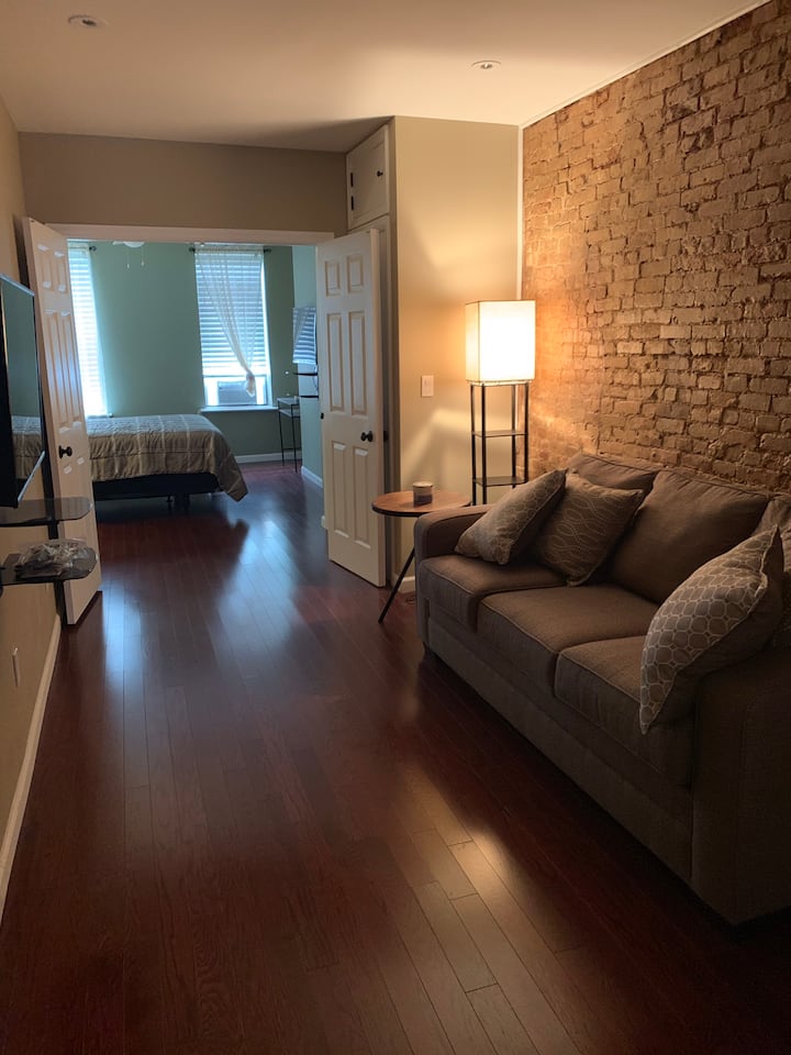 Calming One Bedroom In Prospect Heights - Brooklyn, NY