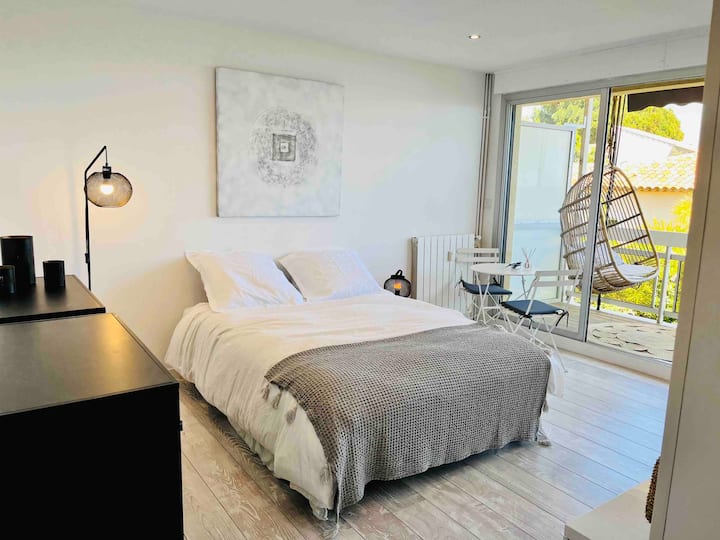Charmant Studio Avec Terrasse Vue Mer à 50 M - Pampelonne Beach