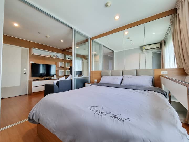 Spacious Homey Suite | 0 Km To Mrt L Speedy Wi-fi - Thailand