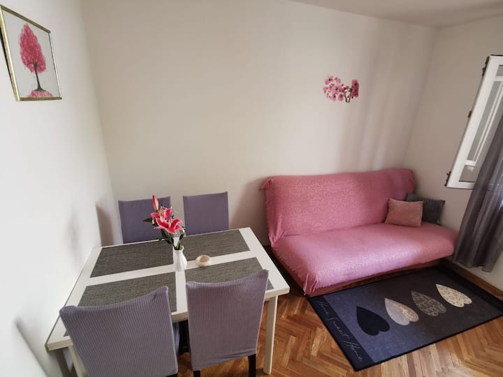 Villa Ruža, 30m By The Beach, No. 5 - Brela