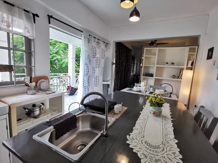 Bright Modern Studio @ Bkt Tinggi Selesa Hillhomes - Bukit Tinggi