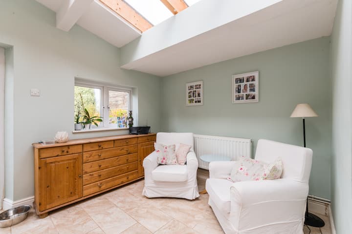 Beautiful Double In Victorian Home With Breakfast - Gloucestershire