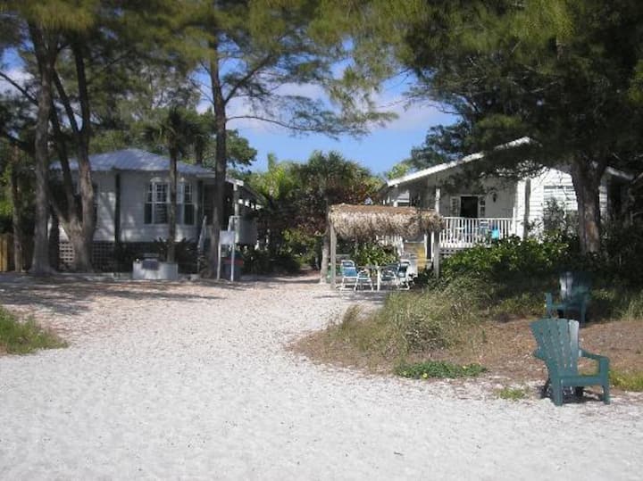 Private Beach One-bedroom Cottage At Quaint Resort - Longboat Key, FL