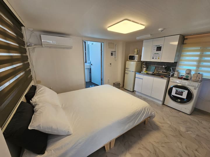 루프탑단독사용3rd Floor#홍대입구역 5분#아늑하고따뜻한 Hee's House - Seoul