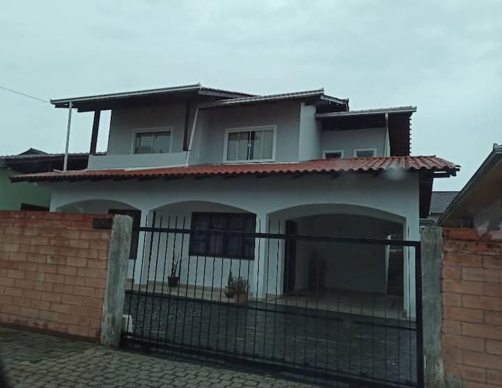 Casa Sobrado Completa - Joinville, Brazil