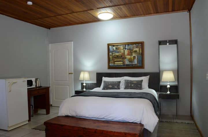 Purdy's Place No 3 - Louis Trichardt