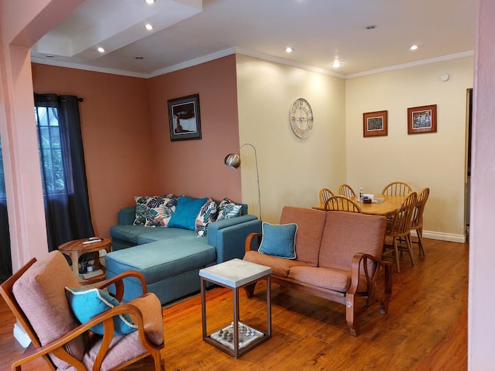 Pleasant 3br, 1bth House, Woodbrook - Port of Spain