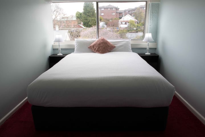 Queen Room At Hotel Blue, Katoomba - Katoomba