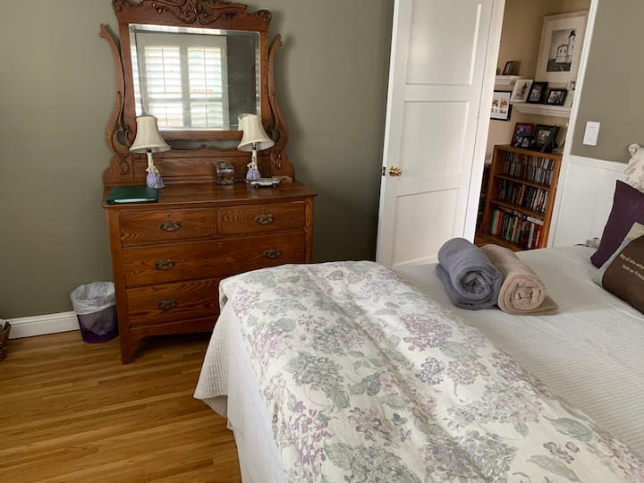 Your Quiet Cottage Near Disneyland - Placentia, CA