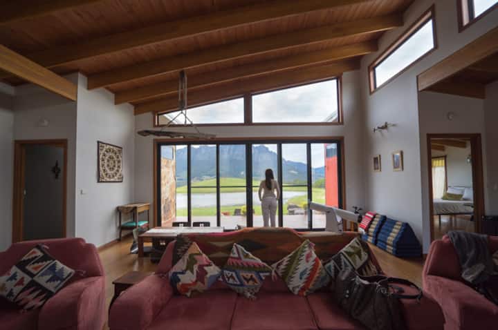 Eagles Nestiii Mountain Peace Luxury Spa Farmstay - Sheffield