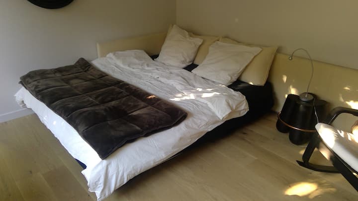 Chambre Avec Entrée Indépendante Centre Ville - Drôme