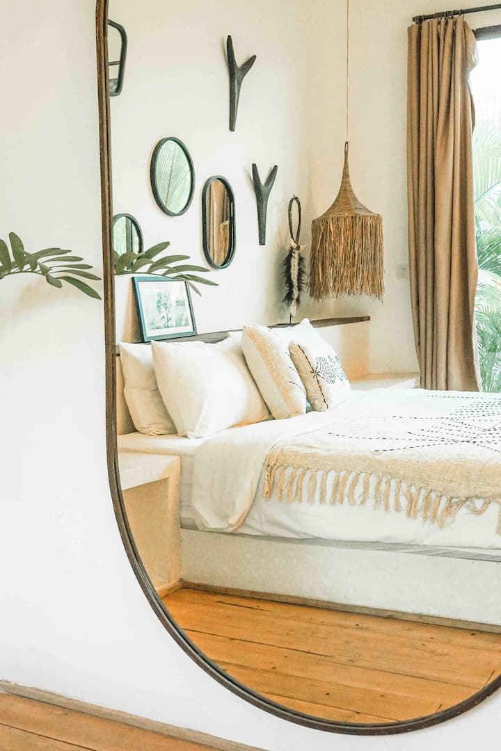 Quiet Boho Enclosed 3brm Canggu, Finns + Beach - Bali