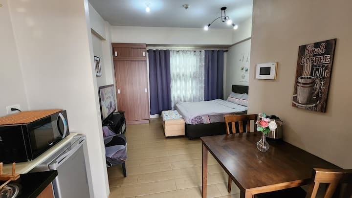 Cozy Airport Condo Near Naia T3 & Rwm W/ Netflix - Aéroport Ninoy Aquino (MNL)