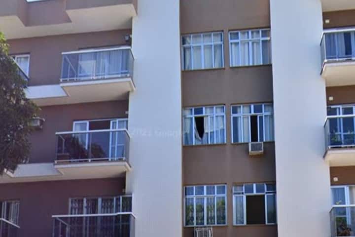 Cabo Frio Apartamento Aconchegante Com Elevador - 