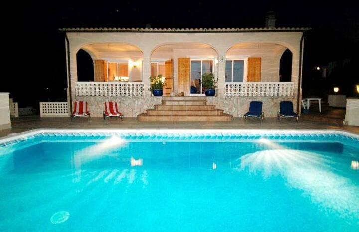 Villa & Piscine Privée, 20 Min De La Plage - Blanes
