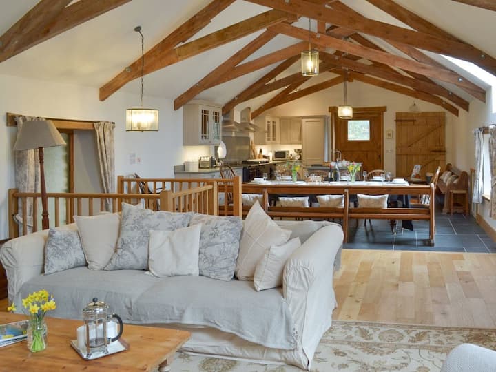 The Mill House - Large Renovated Barn Nr Hope Cove - Kingsbridge