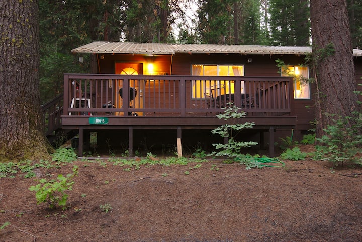 Come Home To The Little Pine Cabin At Yosemite Forest Lodge! - Fish Camp, CA