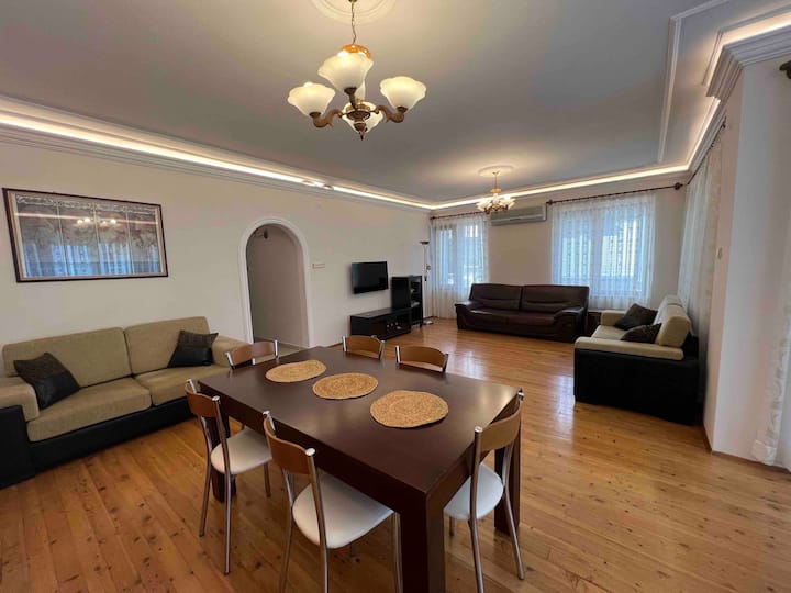 Alanya Merkezde 3+1 Kiralık Daire - Alanya