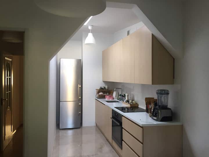 Quiet Bedroom For Females Only - Krakow