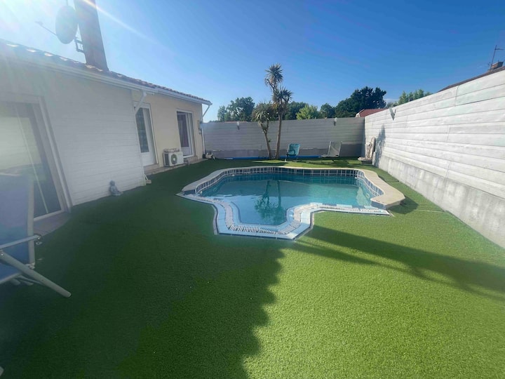 Maison Familiale Avec Piscine - Mimizan