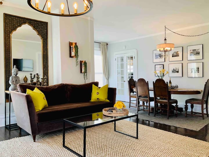 Modern Victorian With Old World Charm - Oak Park, IL