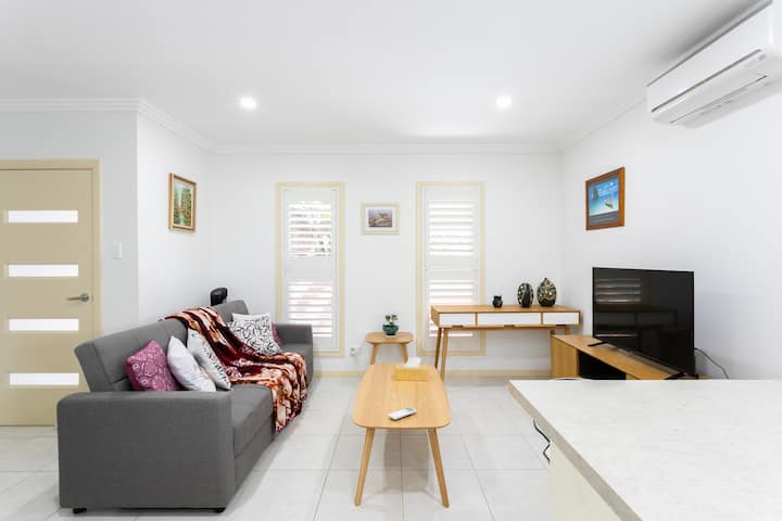 Your Home At Elanora Heights - Sydney