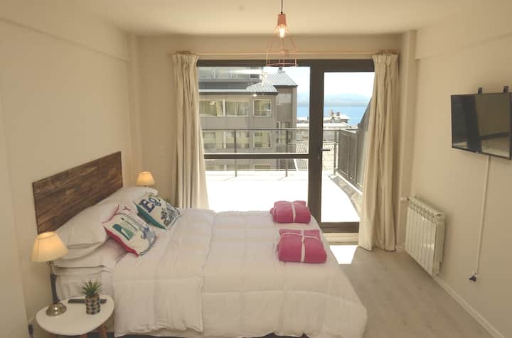 Departamento Con Terraza, Vista Al Lago  Y Parking - San Carlos de Bariloche