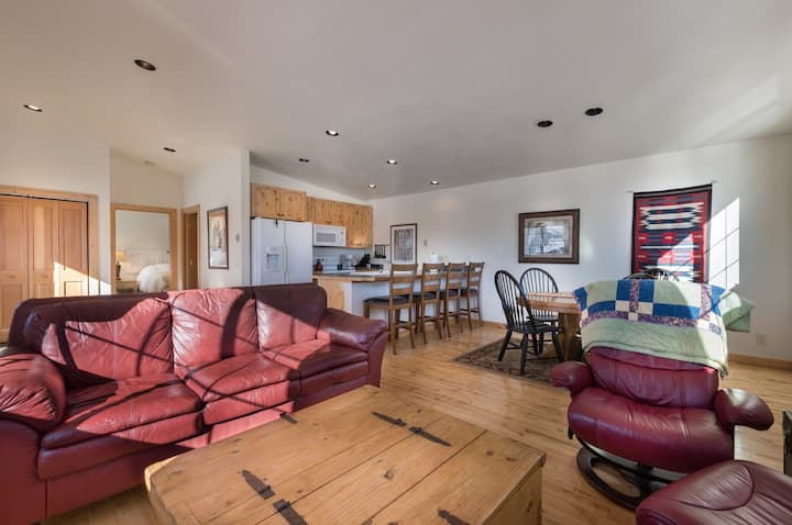 Unique Driggs Quiet Apartment - Driggs, ID