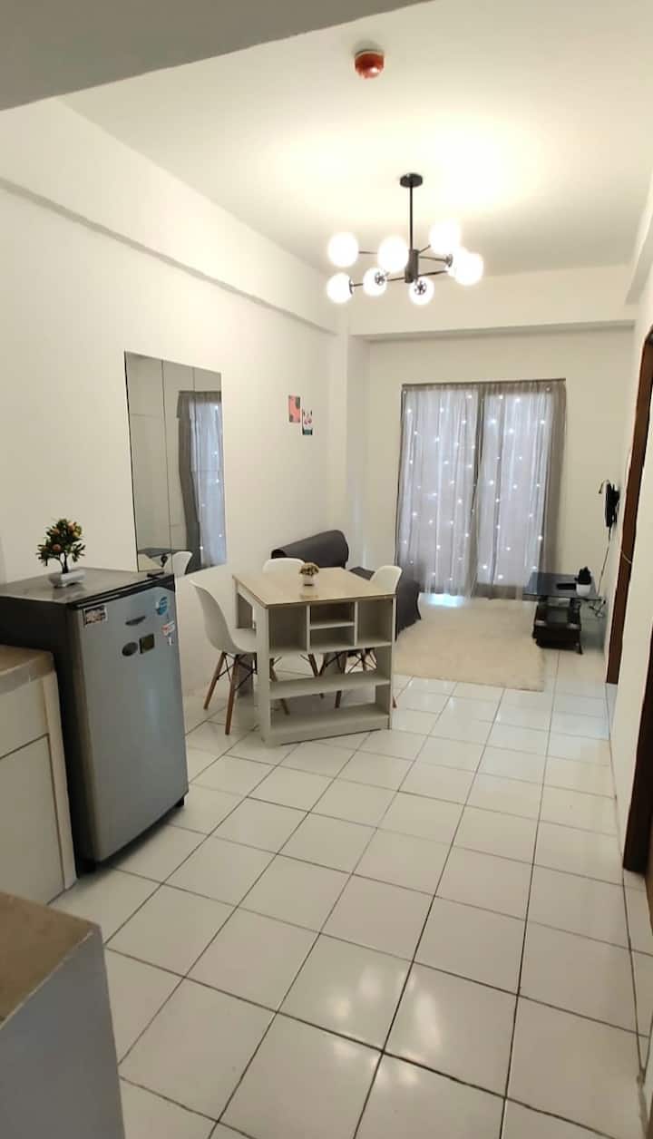 Lovely 2 Bedroom Apartment In The City - Jakarta