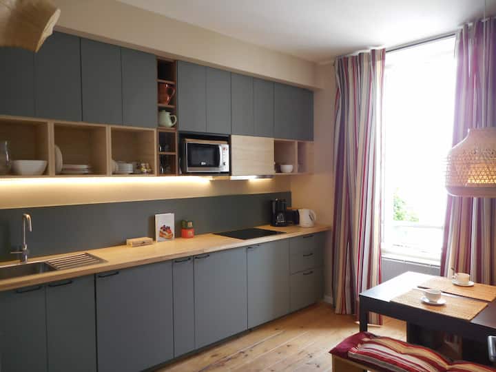 2 Pers, Calme, Central, Proche Plage, Stat Gratuit - Biarritz